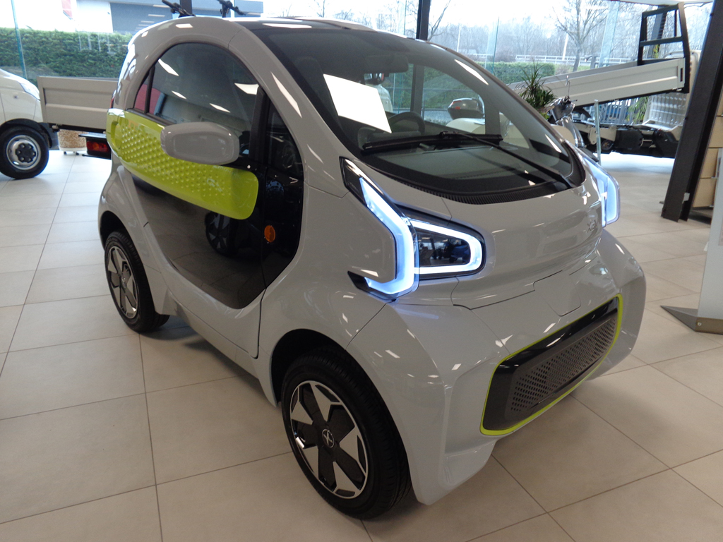 XEV YOYO MY23 Easy Urban Grey - V.J.B. Motors Hasselt