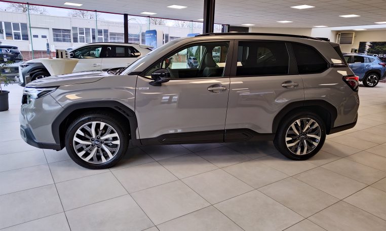 Subaru Forester 2026 Premium River Rock Pearl - V.J.B. Motors Subaru ...